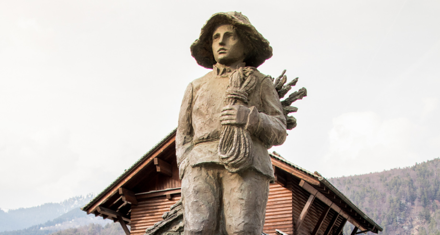 Monumento allo Spazzacamino - Malesco | Valle Vigezzo | VisitOssola