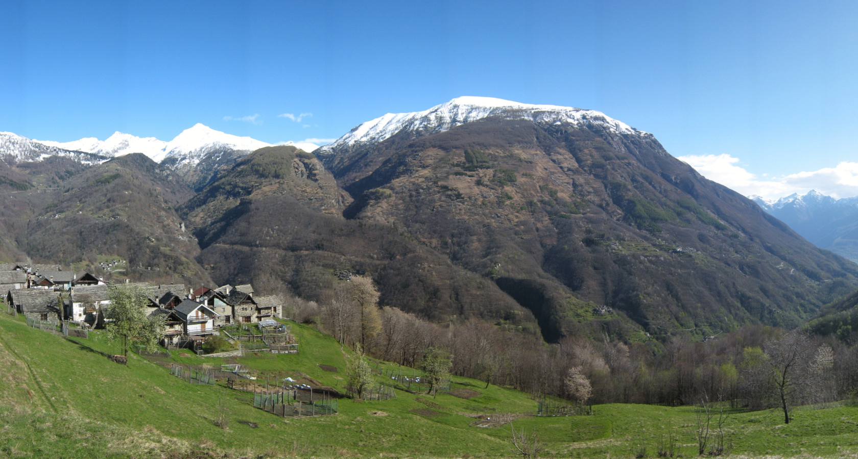 Trekking im Ossolatal - Die tiefer gelegenen Ortsteile des Bognancotals ...