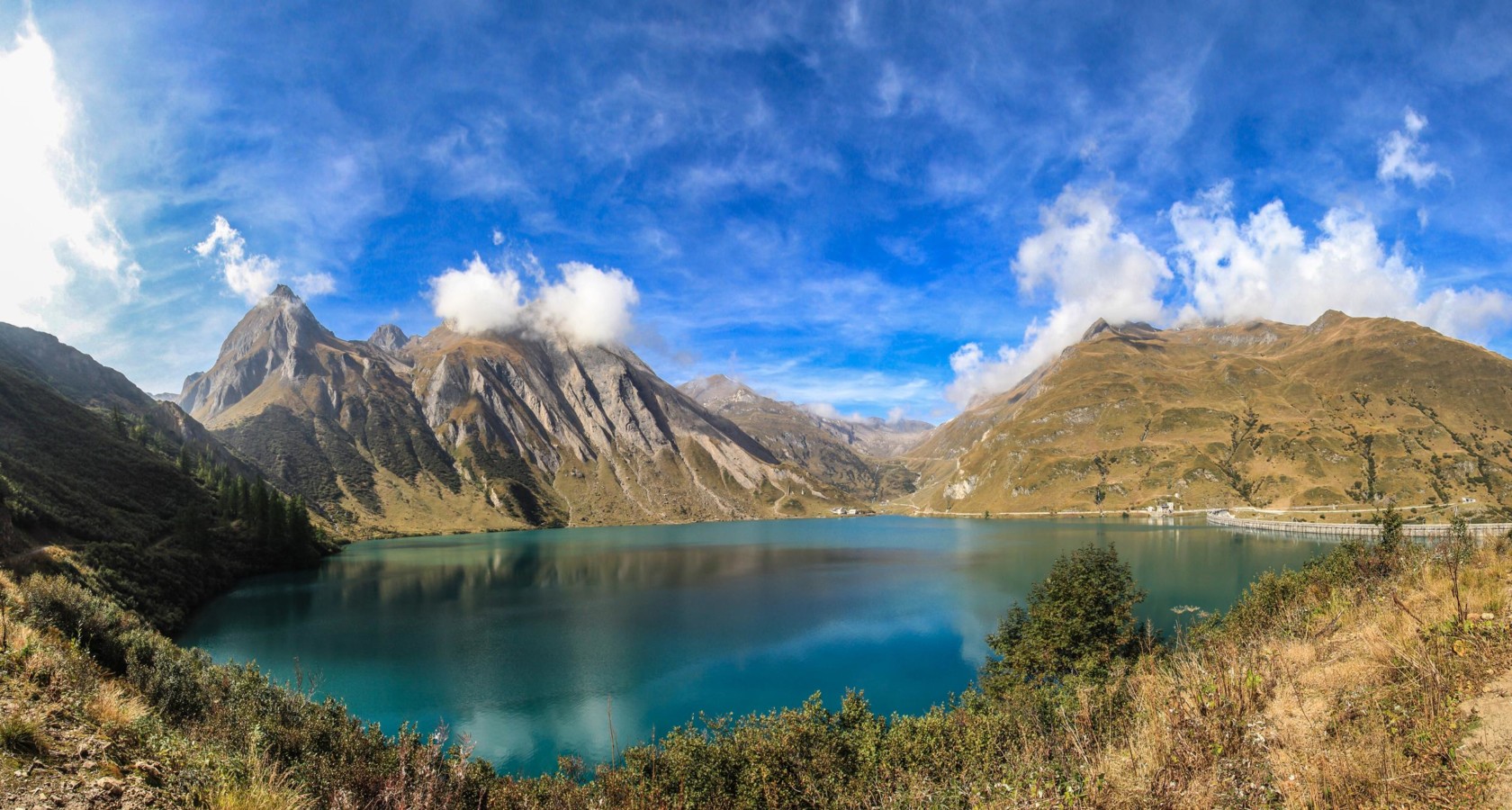 Trekking in Val d'Ossola - Giro del Lago di Morasco | VisitOssola